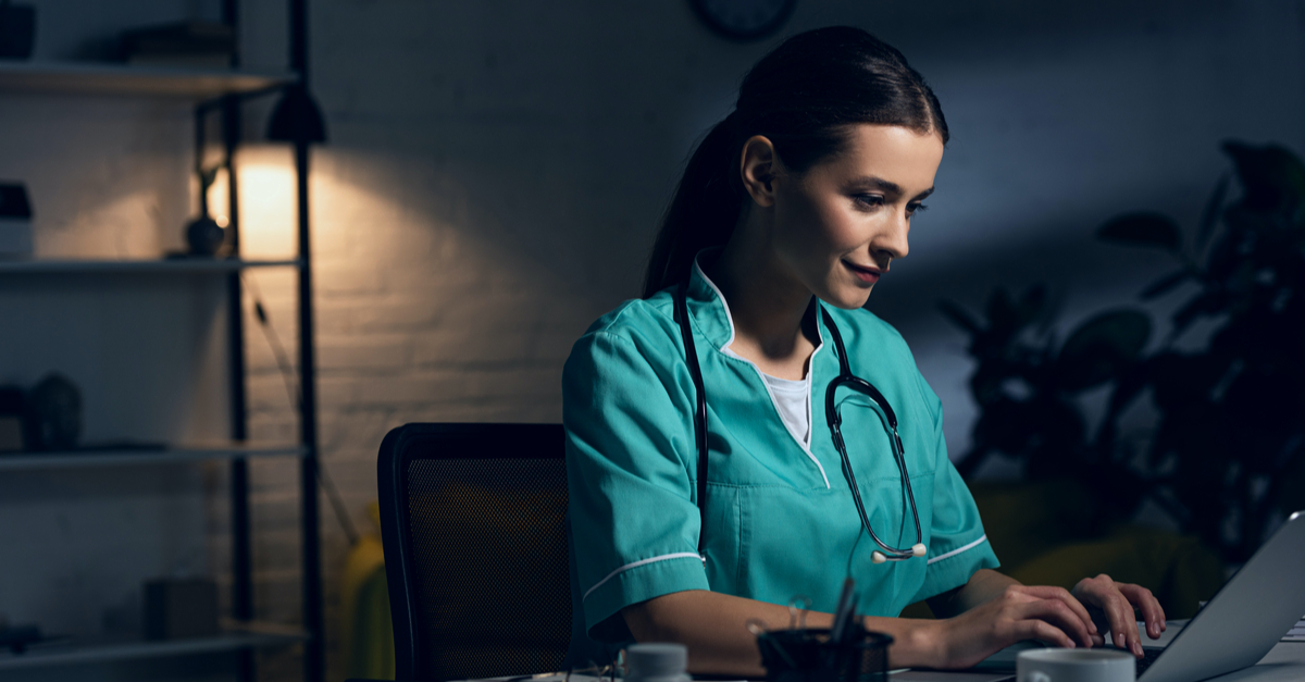 4 Tips for Nurses Working the Night Shift